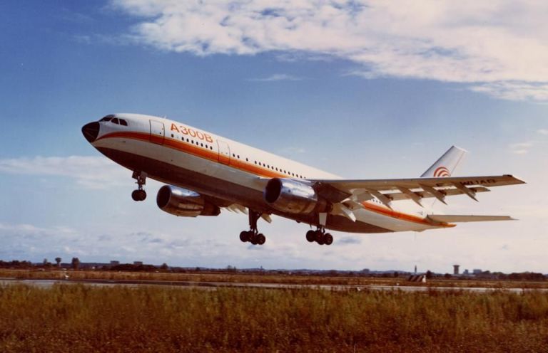 Airbus A300B1 in 1972 (Airbus First Plane) – Aviator Tells