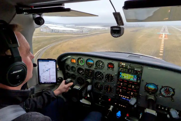 What is Low Instrument Flight Rules (LIFR) – Aviator Tells