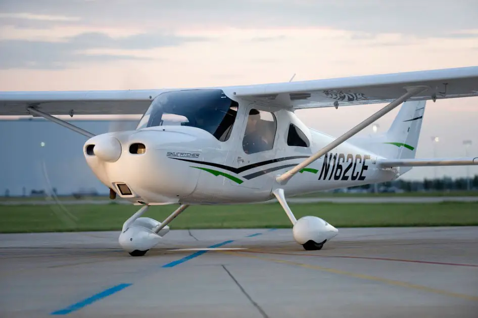 Cessna 162 Skycatcher Full Guide – Aviator Tells